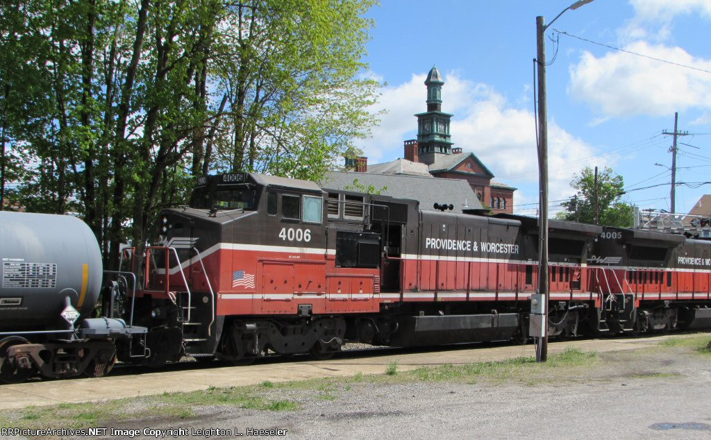 PW 4006 with PW 4005